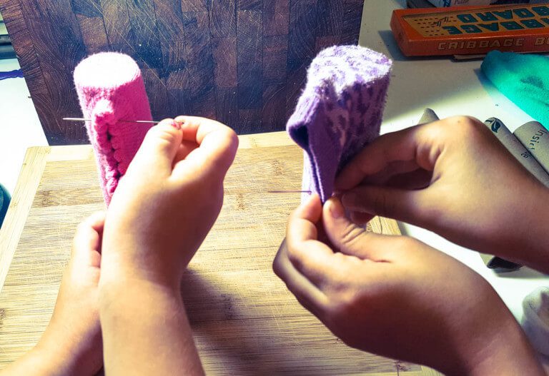 DIY Kitty Kick Sticks